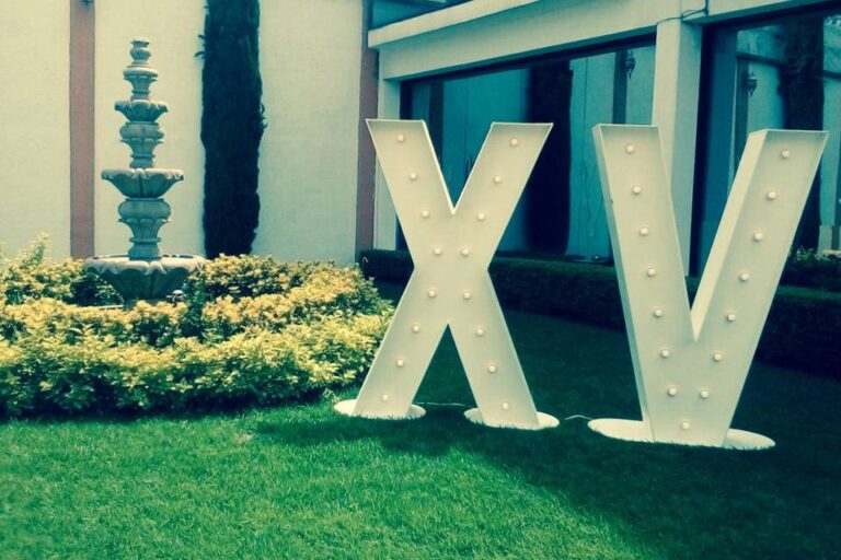 Letras Gigantes para XV Años | 15 años Ilumina tu fiesta con estilo